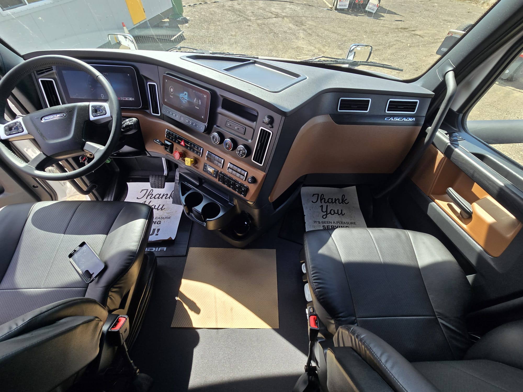 Freightliner Cascadia (2024) – Magnum Auto Sales